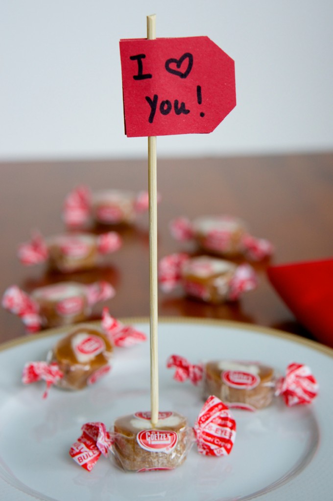 Goetze's Caramel Cream Place Setting - Sweeterville